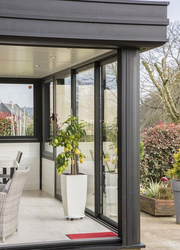 Comment poser une véranda ? | AKENA